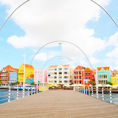 Curaçao con Copa - Viaja el 15 de mayo 2025 desde US$1,935