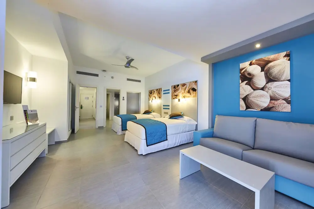 COMIENZA EL VERANO 2025 EN RIU DUNAMAR COSTA MUJERES desde 8,198 MXN