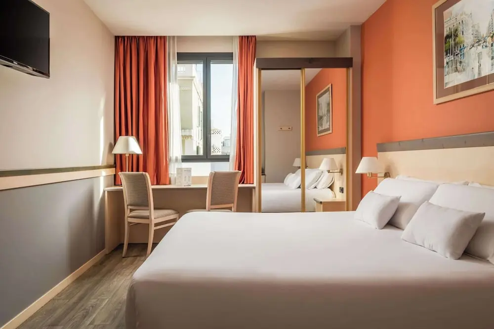 Petit Palace Trencadis - Viatges Magon