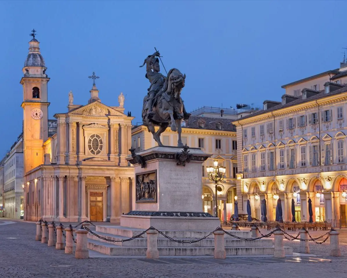 Milan, Turin & Football Ticket Juventus FC vs AC Milan from 503