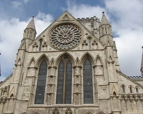 Mega Travel Perú: York