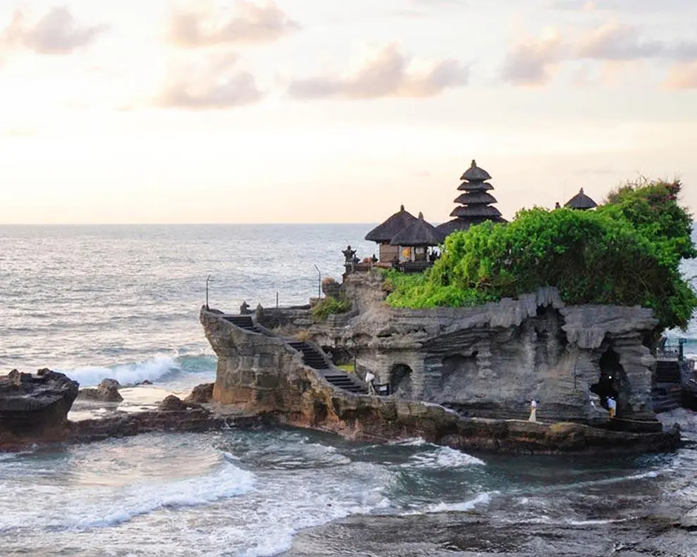 Island Hopping from Bali - Experience Stays Collection from US$1,454