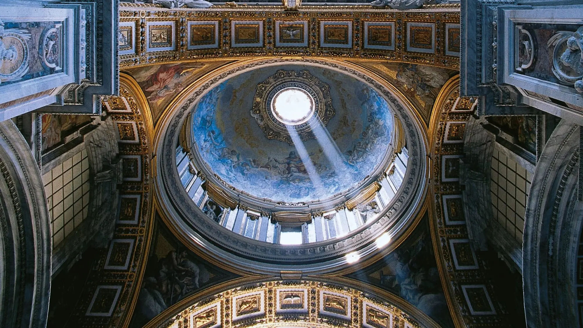 Basilica + Dome with stairs > 17