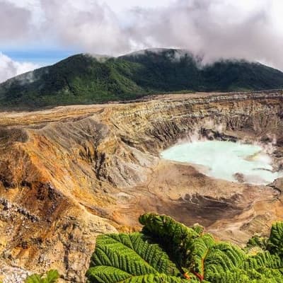 Costa Rica Volcanoes, Mountains & Beach from US$2,405
