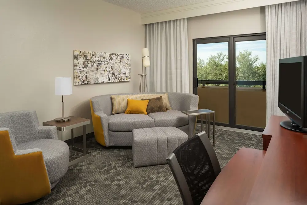 Sonesta Select Miami Lakes - Agente 5