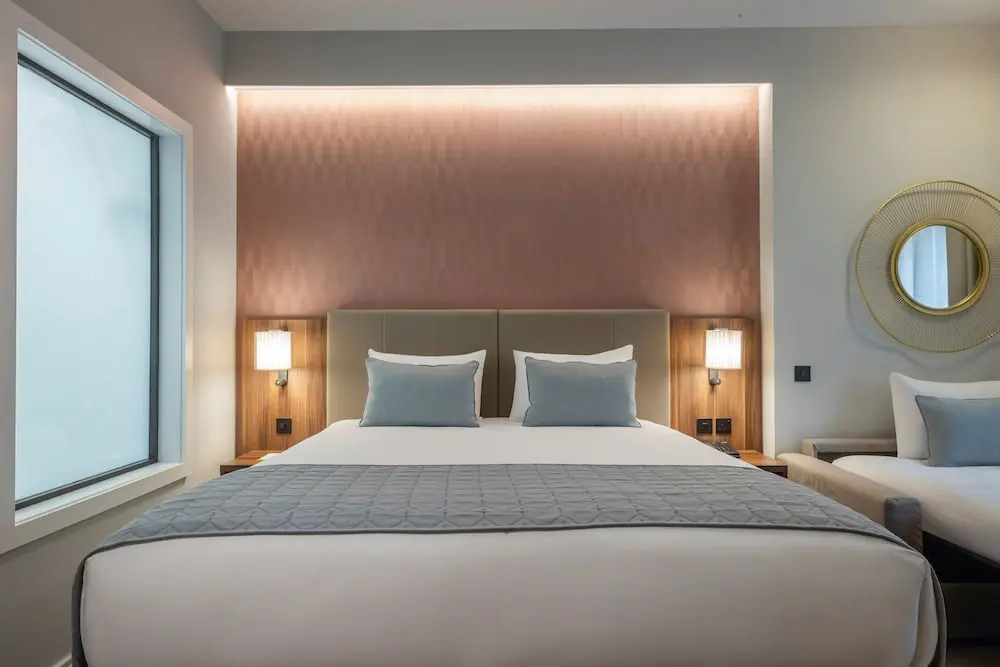 Hotel Riu Plaza The Gresham Dublin - tripcorner