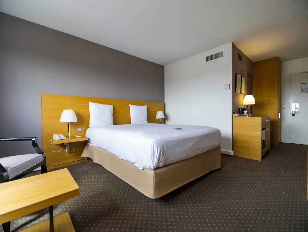 Mercure Bordeaux Lac - Elite-Bookings.com