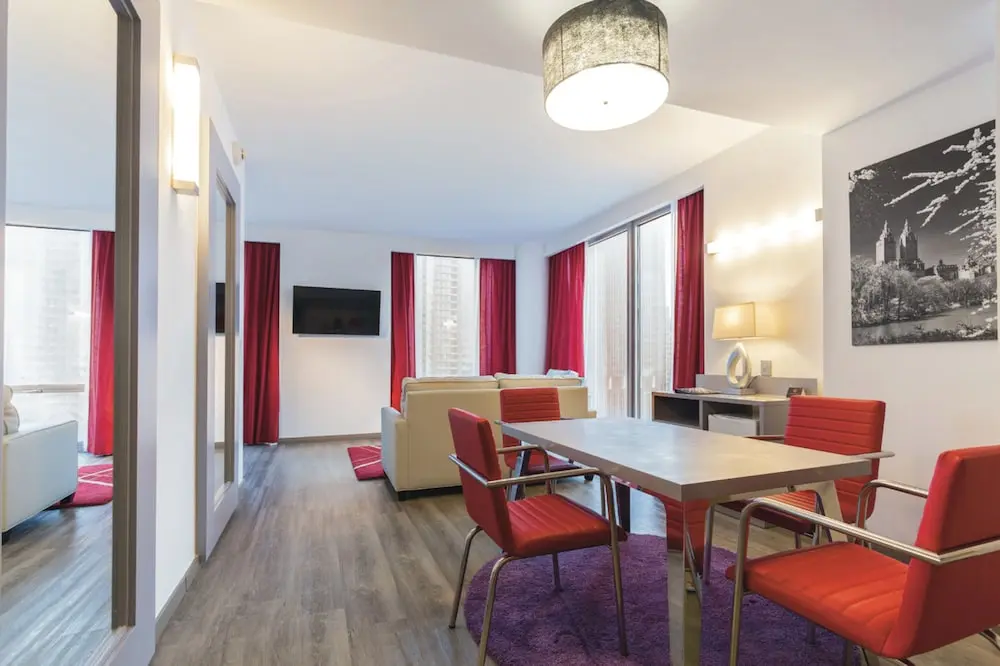 Hotel Riu Plaza New York Times Square - Mapaplus Dynamics