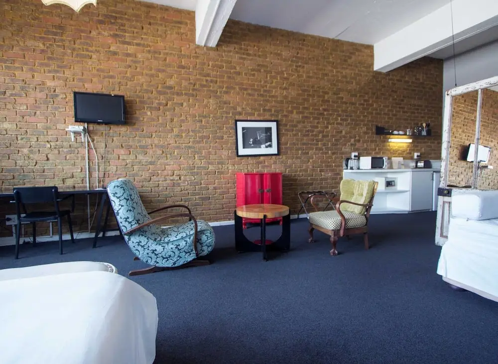 CURIOCITY Johannesburg - Hostel - tripcorner