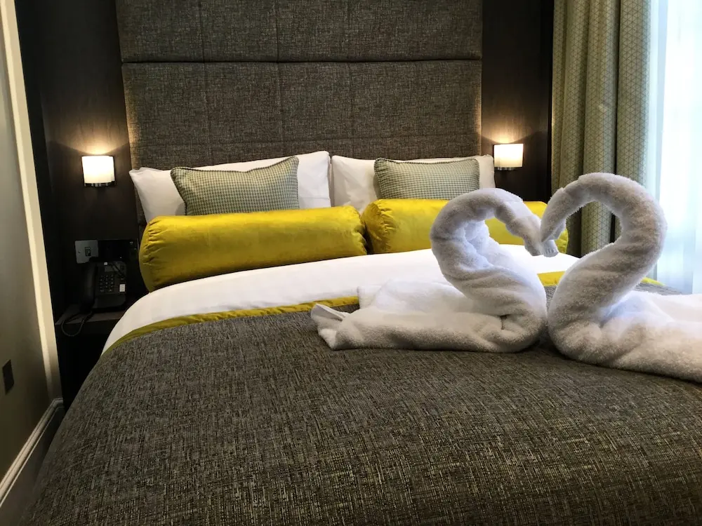 Mornington Hotel London Victoria - tripcorner