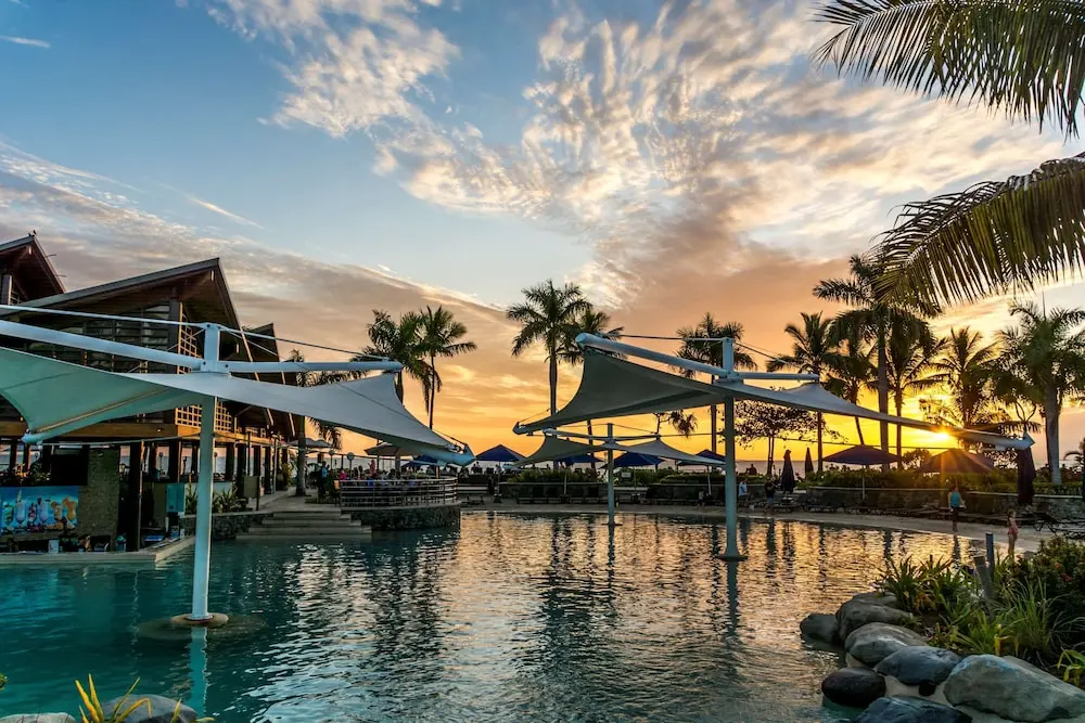 Radisson Blu Resort Fiji Denarau Island - Vio Travel Booking