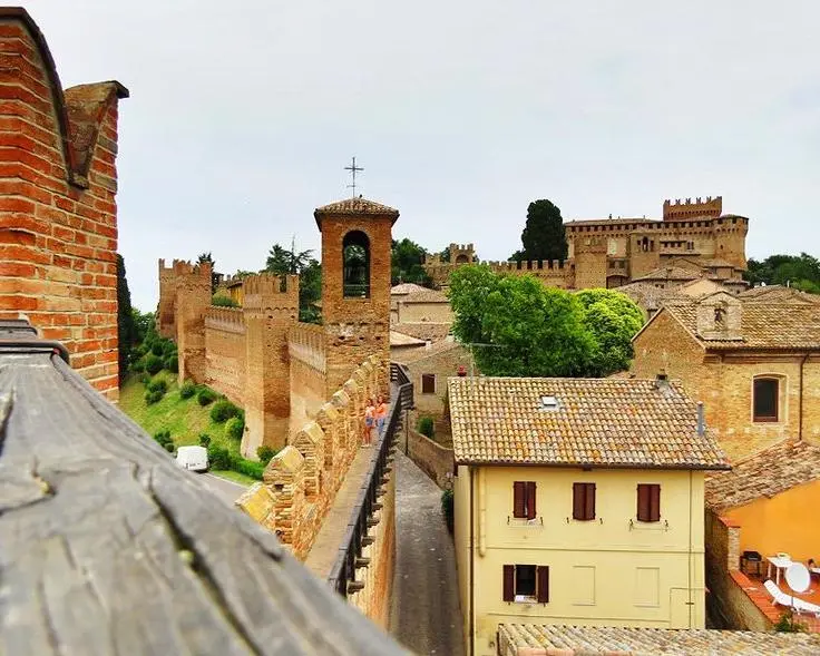 Il borgo stregato di Gradara da 284