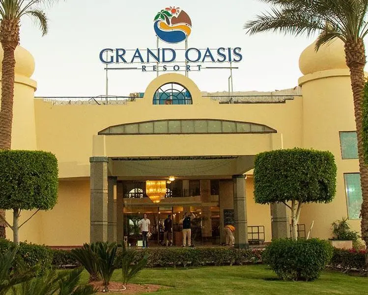 Grand Oasis Resort da 594