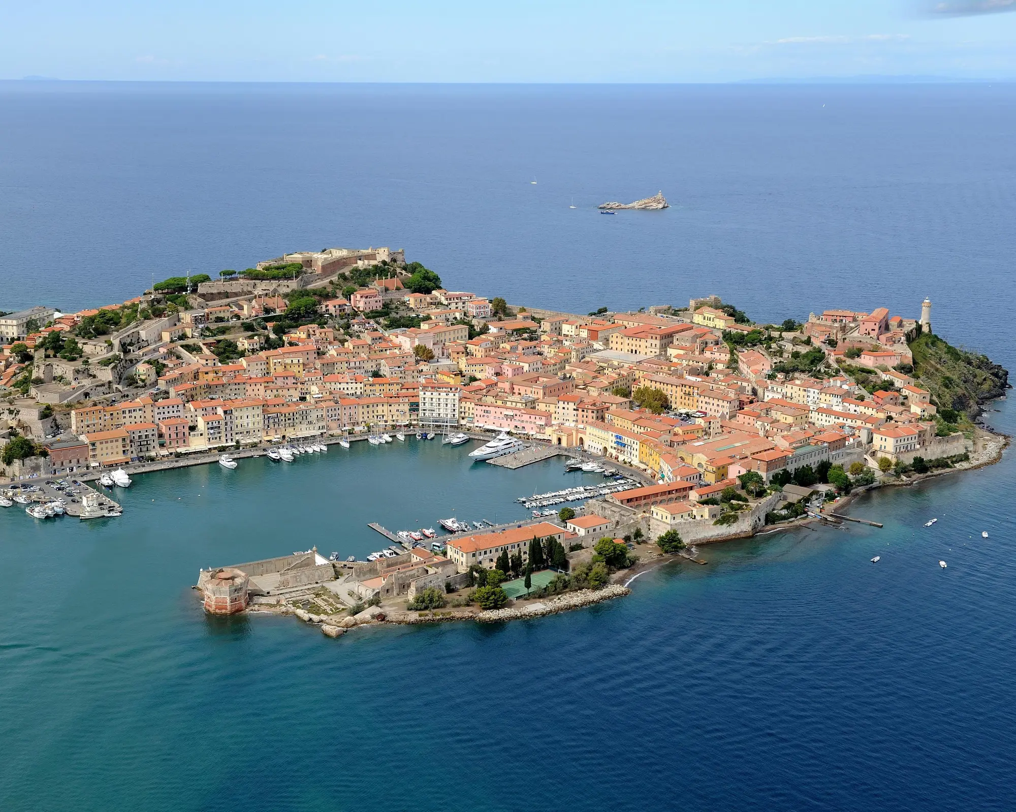 Travel compositor: Isla de Elba, Toscana