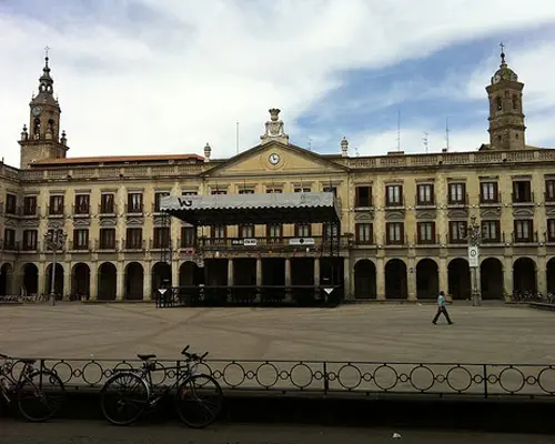 Airticket Group: Vitoria